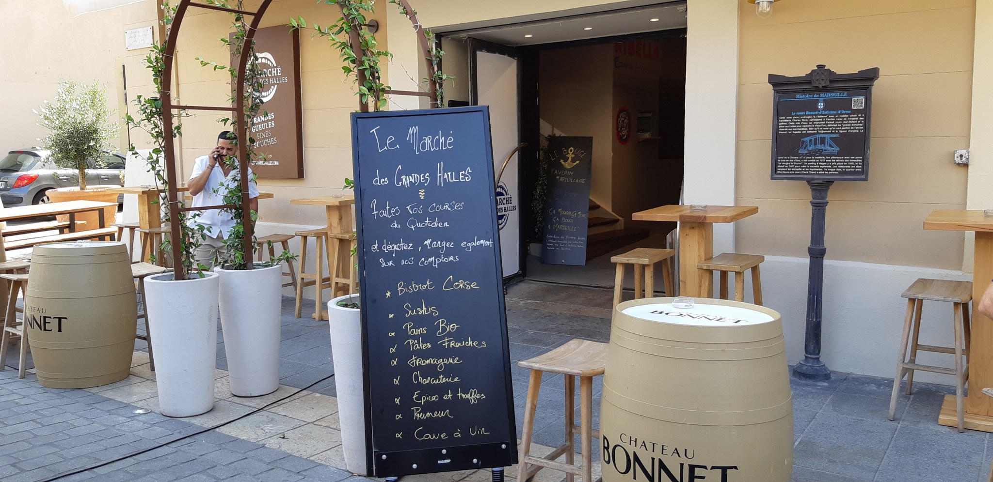 La Taverne « Le Bouge » ouvre ses portes au cœur des Grandes Halles du ...